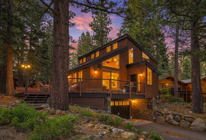 Tahoe City Chalet: Sauna, Hot Tub & Beach Club - Olympic Valley, CA