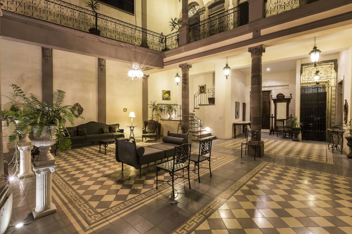 Entire Villa/pool/yard/centro/5 Bed/5 Full Bath - Guadalajara