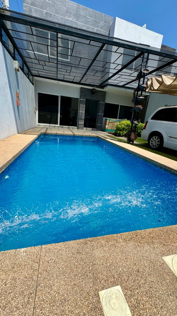 Casa Con Alberca Privada Climatizada Y 4 Recámaras - Jiutepec