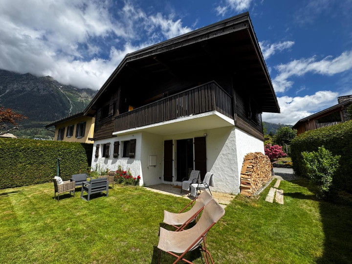 Renovated Chalet With A View Of Mont Blanc - Chamonix Center - Courmayeur