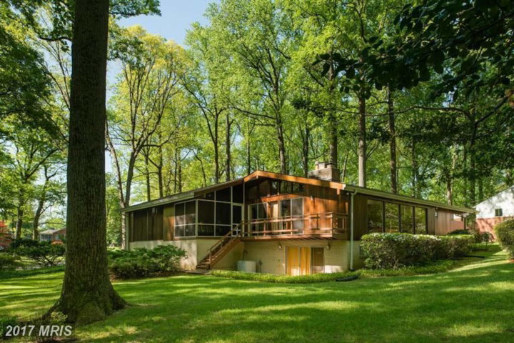Spacious Woodland Retreat In A Quiet Neighborhood - Kensington, MD