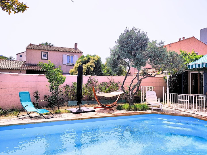Studiomezza Independent Of Villa, Heated Pool - Marsella