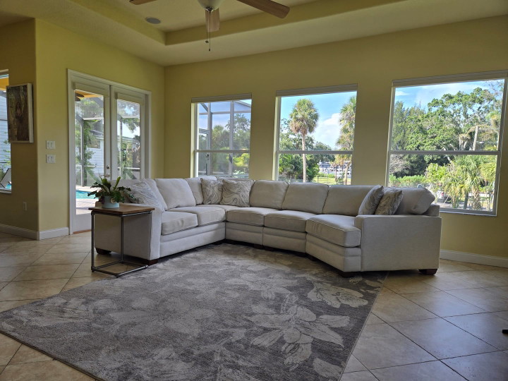 Spacious Tropical Suite - Tarpon Springs, FL