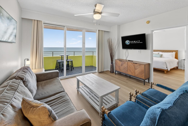 License To Chill - Ocean Walk - Daytona Beach, FL