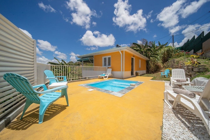 Le Bungalow Orange. - Martinique