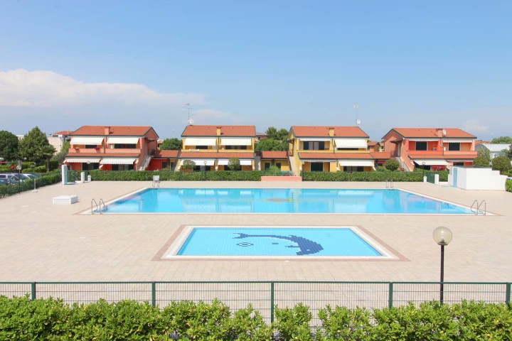 Hotel Apartment Bilocale O4 Piano T Fronte Piscine - Caorle