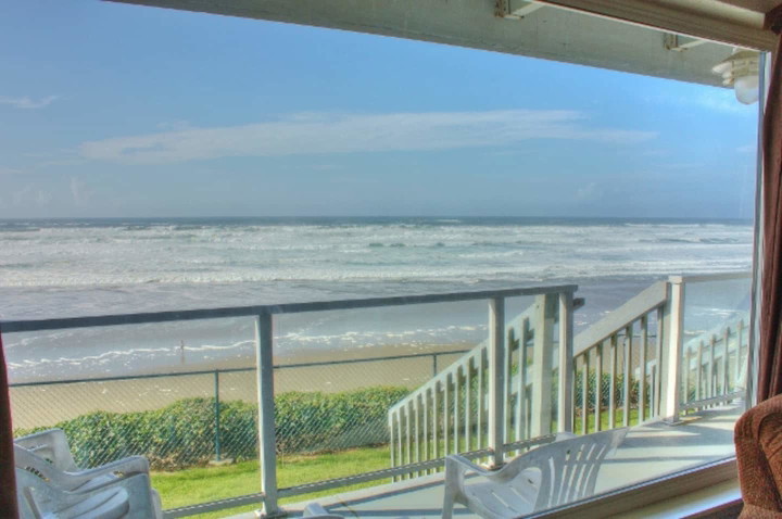 Ocean View, Homey Beachfront Condo, Nye Beach, Or - Newport, OR