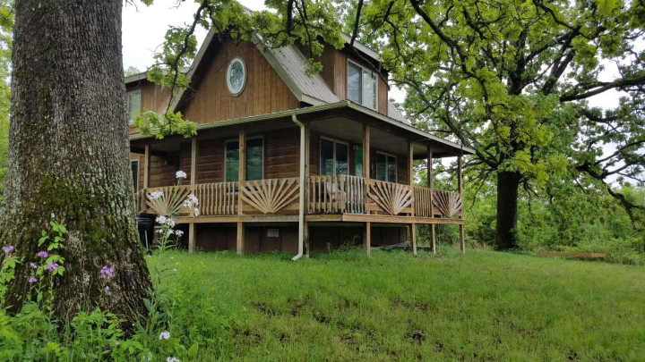 Big Oak Cabin : Ozarks, Hot Tub, North Fork River - Gainesville, MO