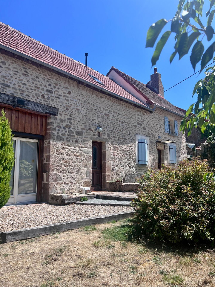 Puy-jean, Gîte De Charme Avec Jardin, Pour 10 - Creuse