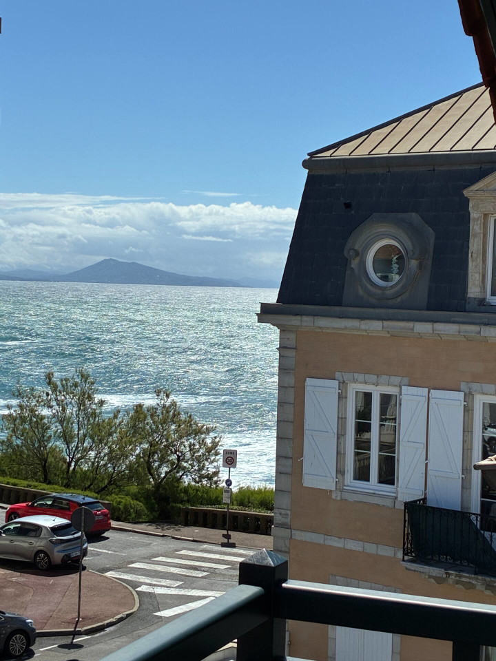 Facing The Ocean, In The Heart Of Biarritz, Terrace, Pkg - Biarritz