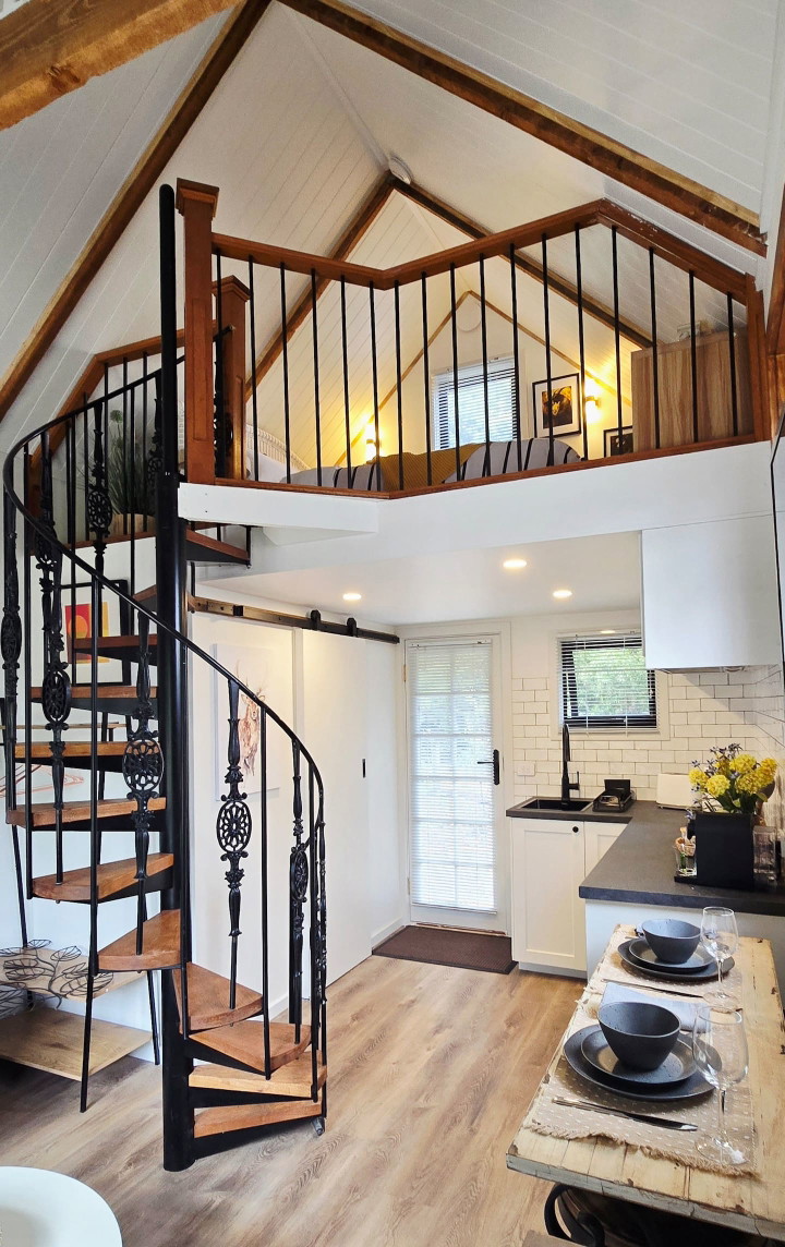 Cedar Rose:romantic Hideaway In Daylesford - Daylesford