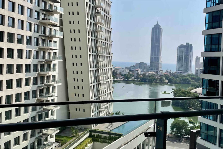 Bright New Central Apartment - Colombo