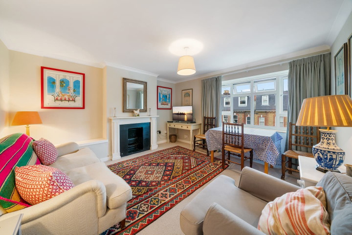 Cosy & Bright Gem ~ Battersea Park View ~ King Bed - Central London