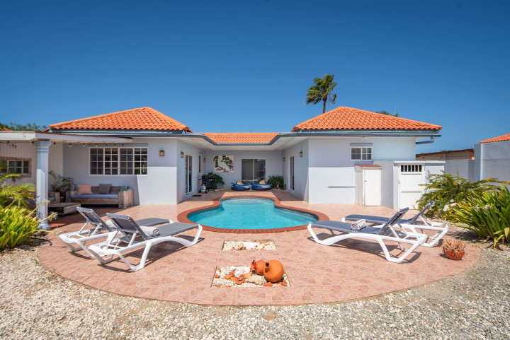 Blue Villa, Private Pool, Quiet, Near Palm Beach - Aruba