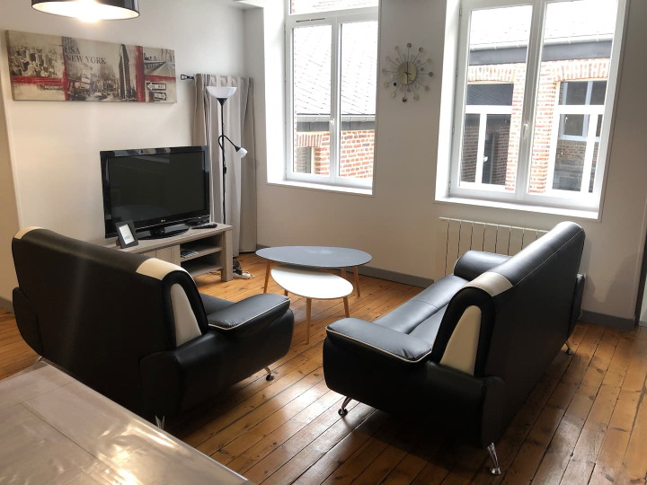 Garden Apartment On Courtyard In Givet, Ardennes - Ardennes
