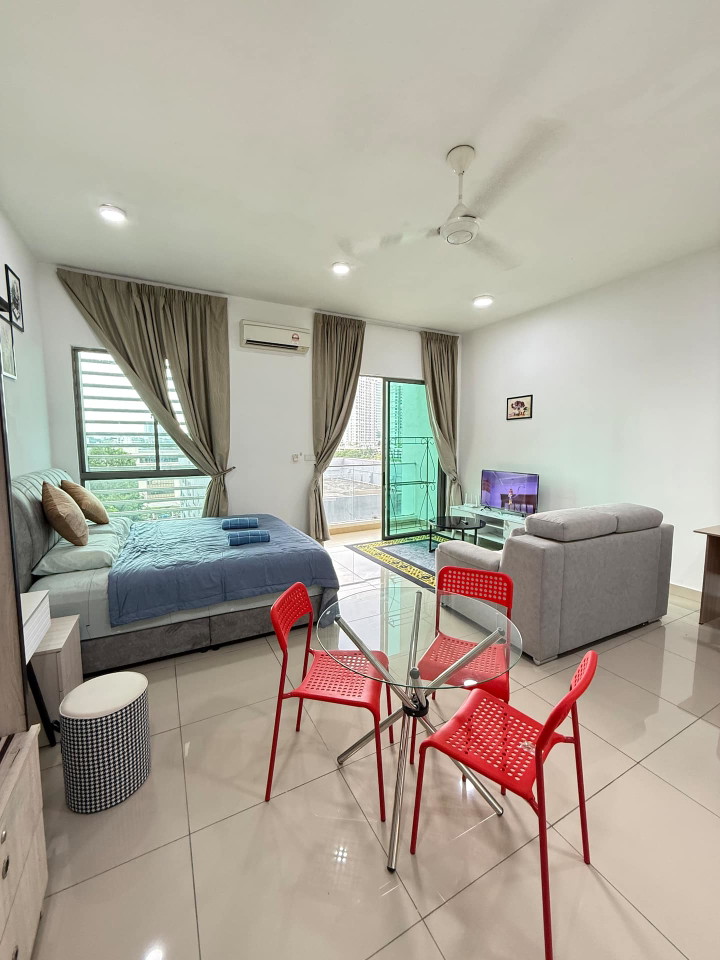 Lit King Size Confortable @ Cybersquare |P+netflix Gratuit - Cyberjaya