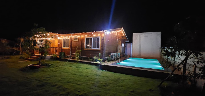 Rustic Wood - The Cozy Nature Escape - Hyderabad
