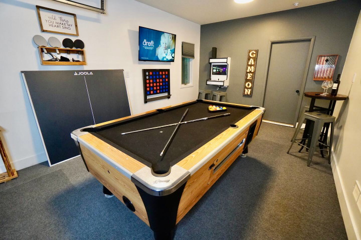 Hot Tub Hideaway W/ Game Room & Lake Access - Pennsylvania
