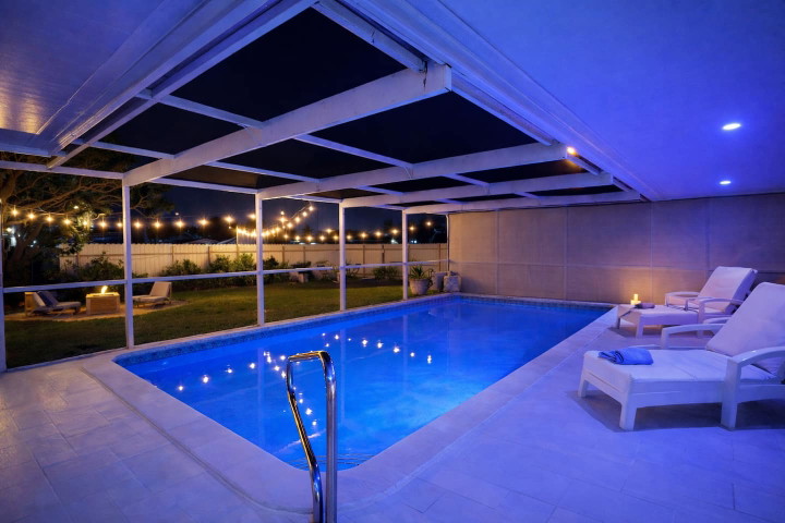 Casa Agave- Waterfront Private Pool/hard Rock - Miami Gardens, FL