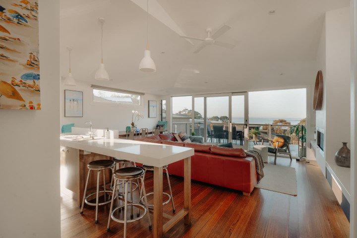 Warm Cozy 3 Bed With Ocean Views - ローン
