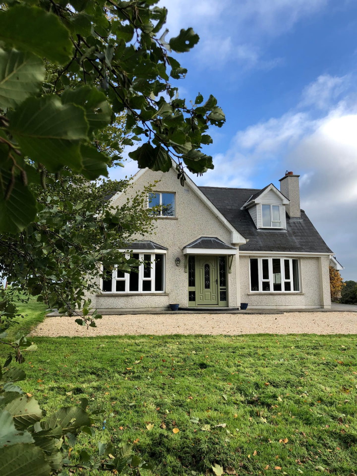 Country Holiday Home With Lake Views - Mullingar
