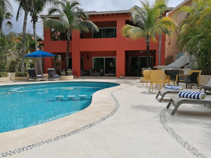 5 Bd Villa With Large Pool & Minutes From Beach - Puerto Aventuras