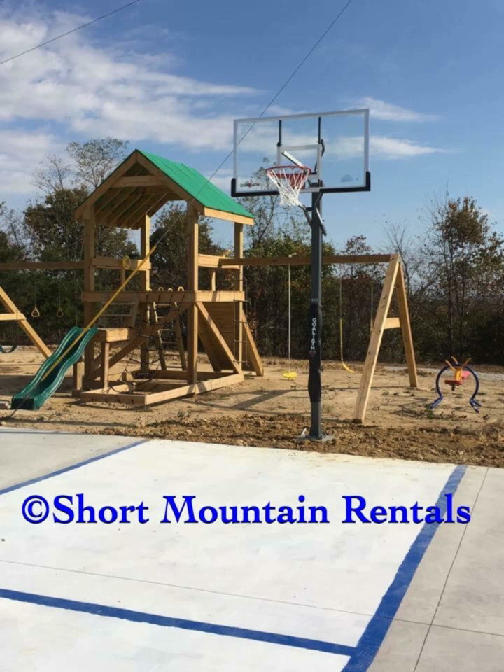 Short Mountain Rentals Cabin 421 - Berea, KY