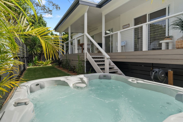 Spa & Sips Sanctuary! 2 Bathrooms! Terrigal - Terrigal