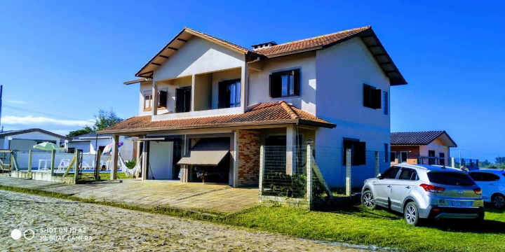 Great House In A Condominium With A Pool - Arroio do Sal