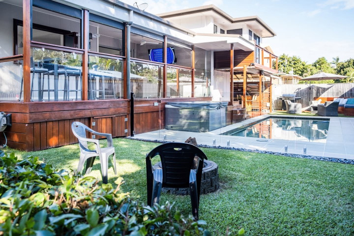 Kings Beach Home With Pool + Putt Putt - Golden Beach
