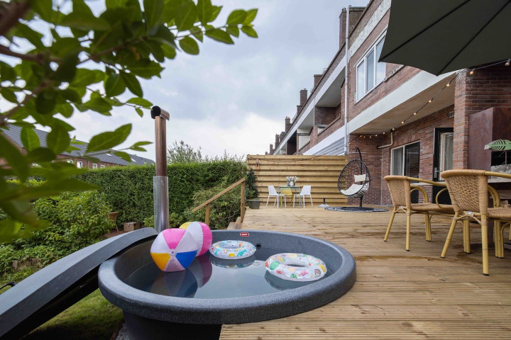 A Home (Far) From Home. With Hot Tub. - Arnhem