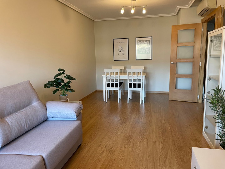 Bonito Apartamento Wifi, Terraza, Garaje Y Piscina - Viana