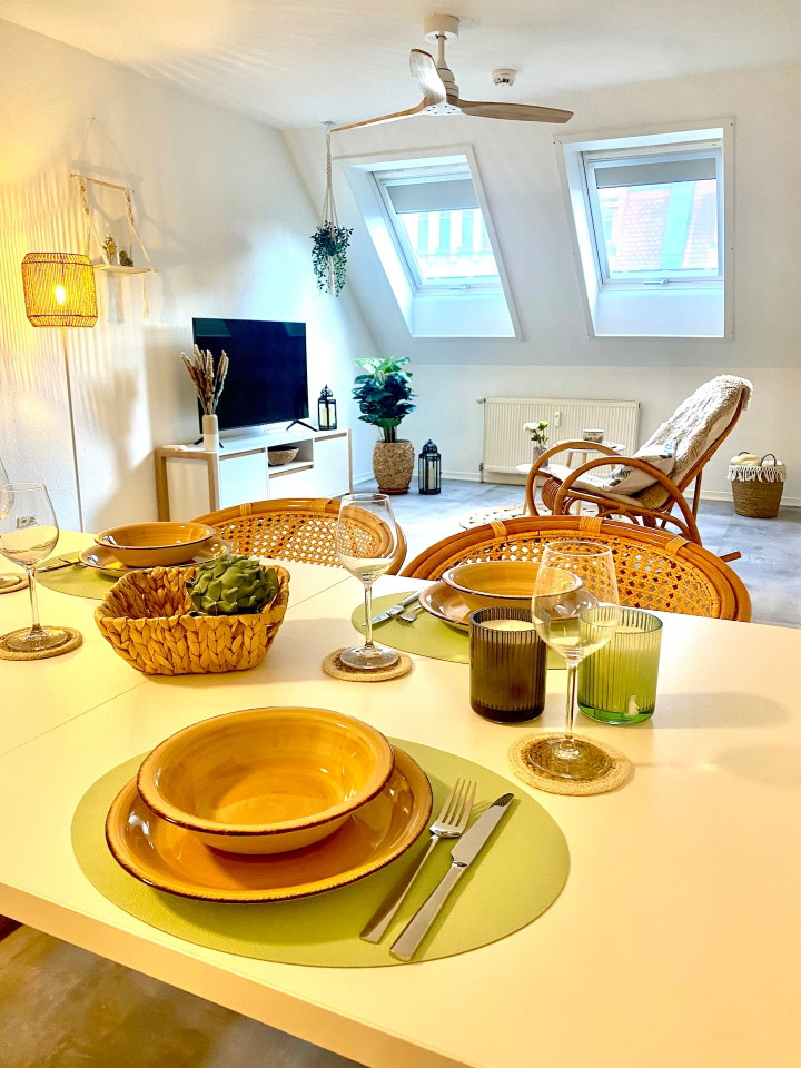 Cottbus Apartments: Beige - Center & Modern - Cottbus