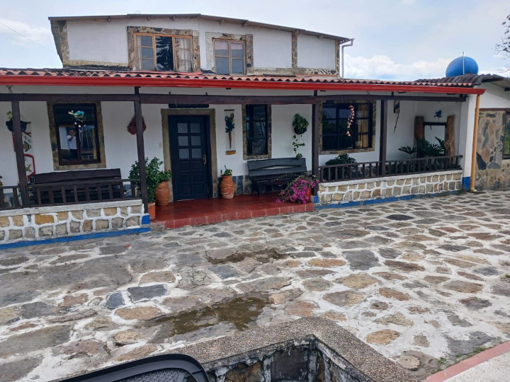 Complete Country House, Close To Bogota, For A Family - Villeta