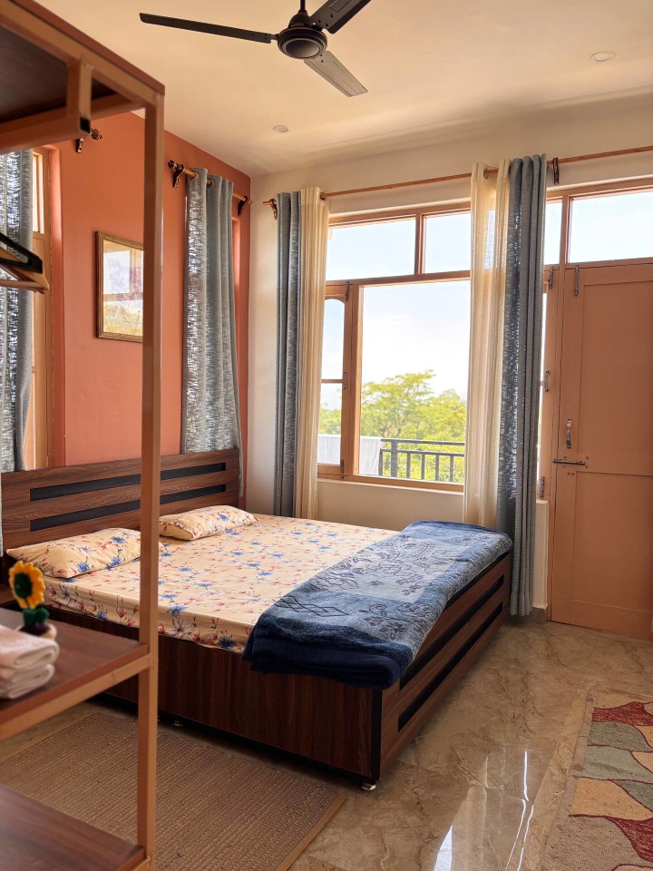The House Of Joy- A Home In Bir - Bir