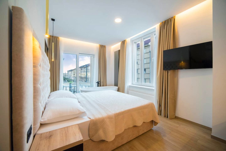 8 Private Rooms & Studios  Center Zagreb - Zagreb