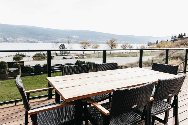Stunning Views In Summerland, Steps From The Beach - Summerland