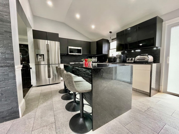 Large Home Near Gillette Stadium | World Cup Stay - Brockton, MA