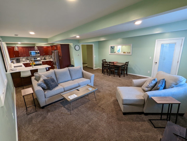 Entire Guest House: Close To Casino, Walk To Cmu! - Mount Pleasant, MI