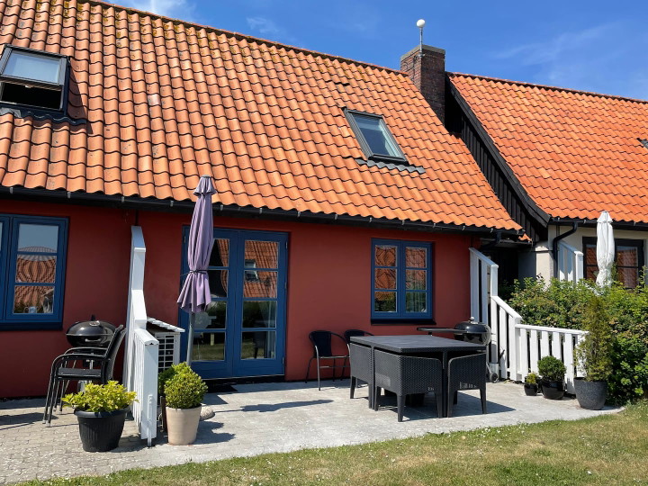 Skøn Feriebolig Med Udsigt Til ØStersøen - Bornholm