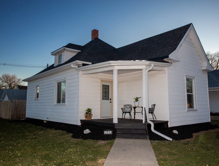 Cozy Home - Hastings, NE