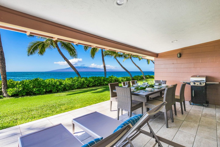 176-4 Oceanfront Puamana Townhome Newly Remodeled! - Lahaina, HI