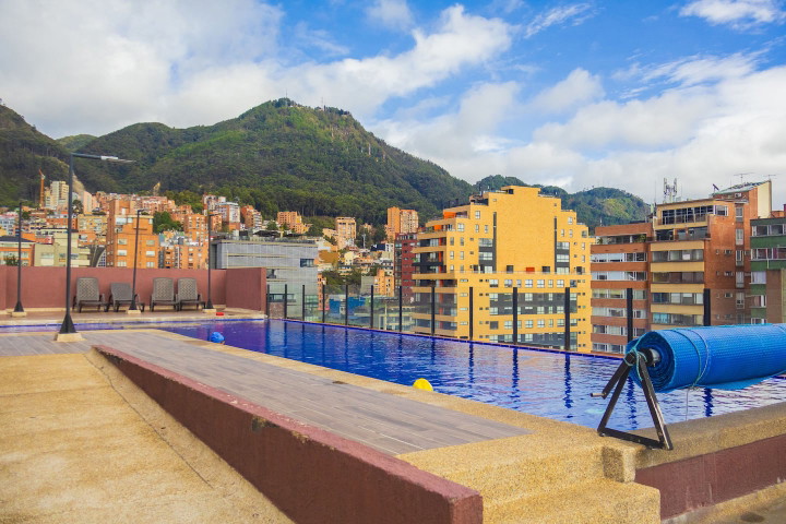 900 Mbps Wifi + Desk | Rooftop Pool, Zona G - Colombia