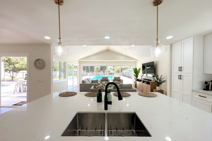 Luxury Four Bedroom Home With Pool And Game Room! - Escondido, CA