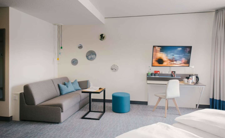 Wyndham Coburg | Lounge Room | Modern Design - Coburg