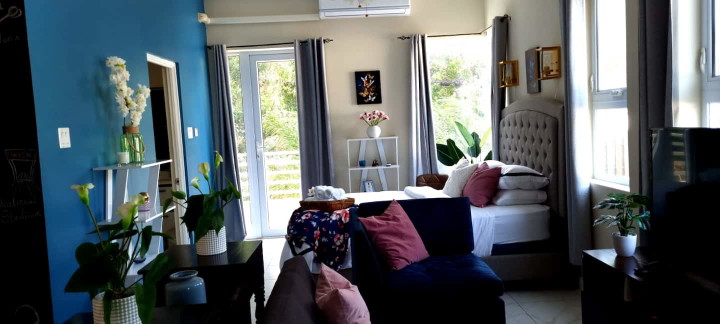 Kingston Comfort W/ Balcony | National Stadium - Kingston