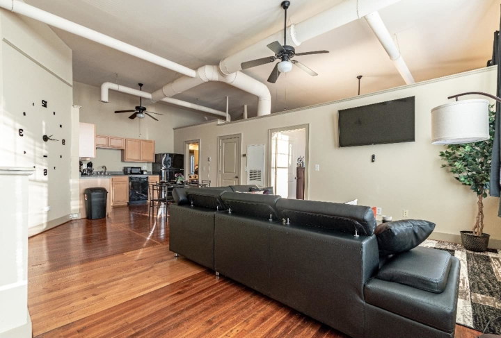 Cozy Loft (B) Near The Heart Of Clemson - Clemson, SC