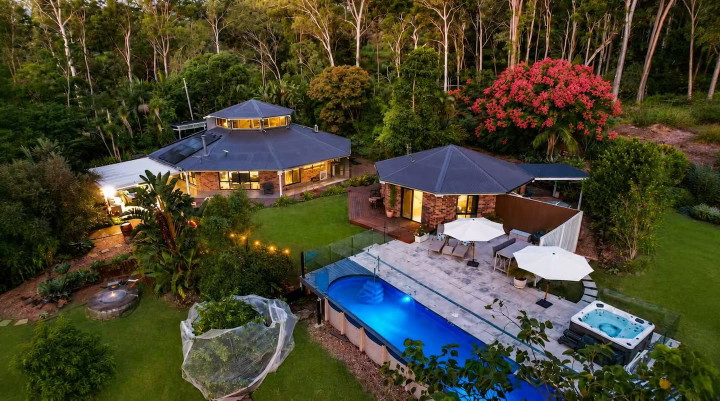 The Hidden Gem | Tamborine Mountain | Dual Living - Tamborine Mountain