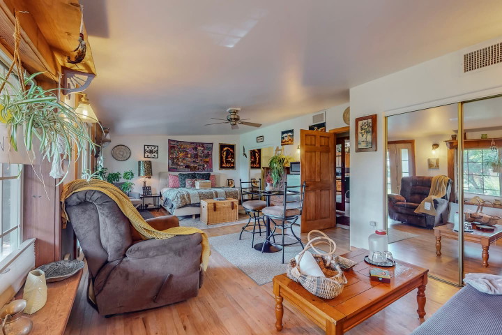 Pvt Bed&bath W/kingbed,double Shower,hottub & Wifi - Albuquerque, NM