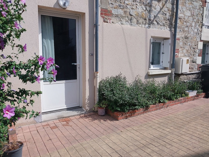 Deux éTages - Petite Maison Calme - Cesson-Sévigné